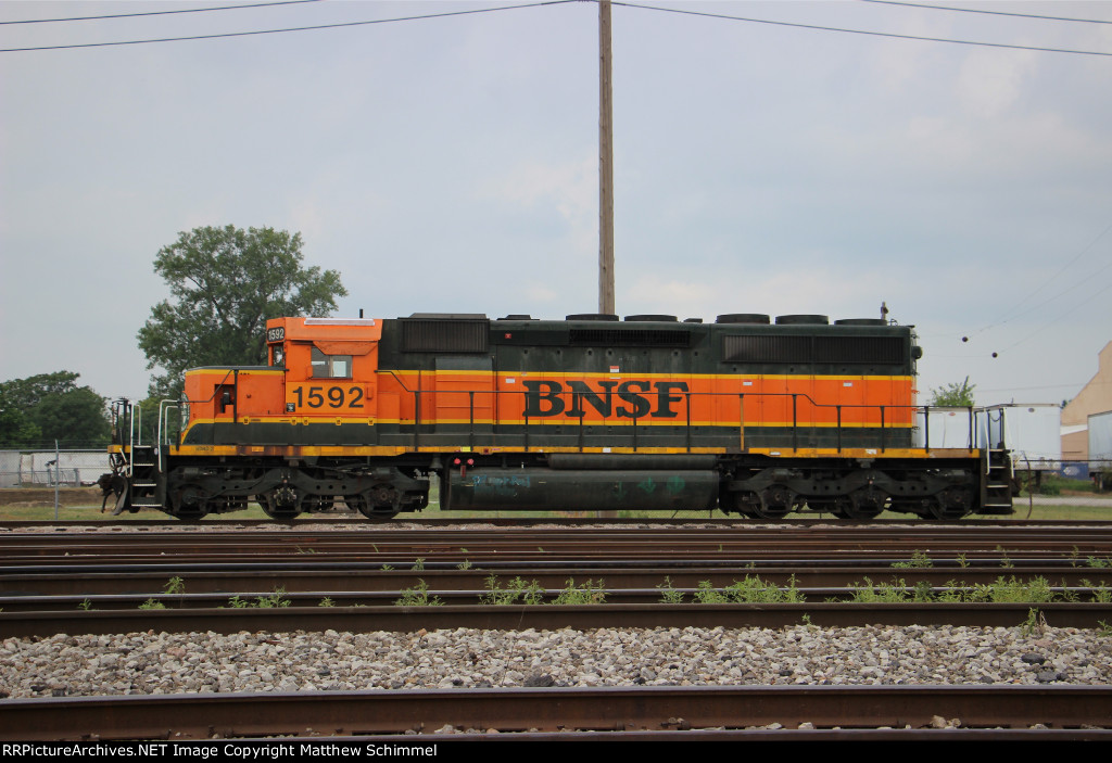 BNSF 1592